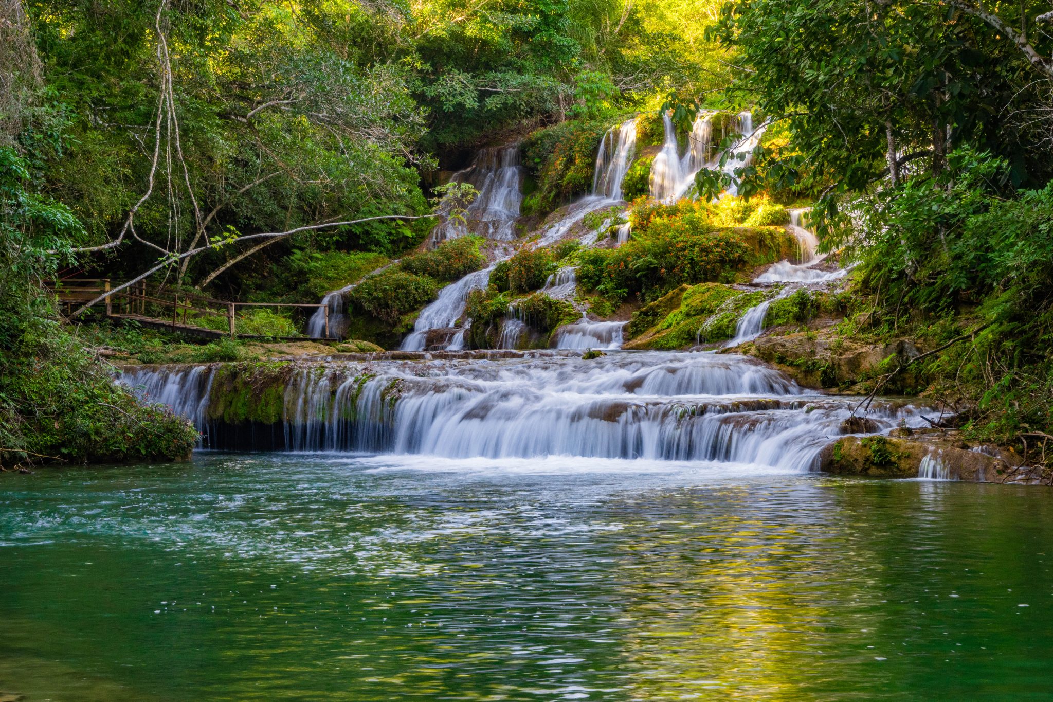 Rio do Peixe - Trilha e Cachoeiras - Águas Turismo