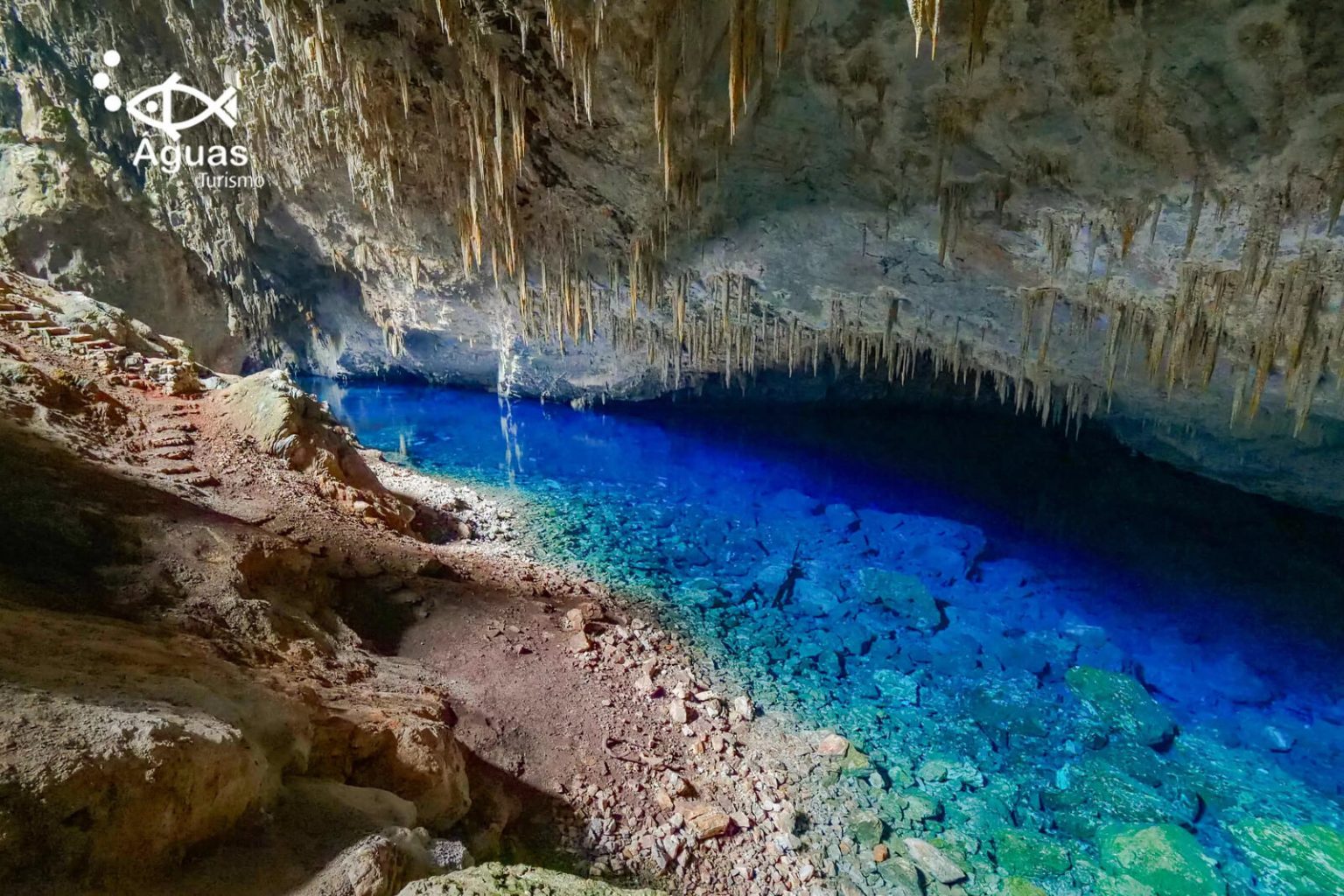 Gruta do Lago Azul - Águas Turismo